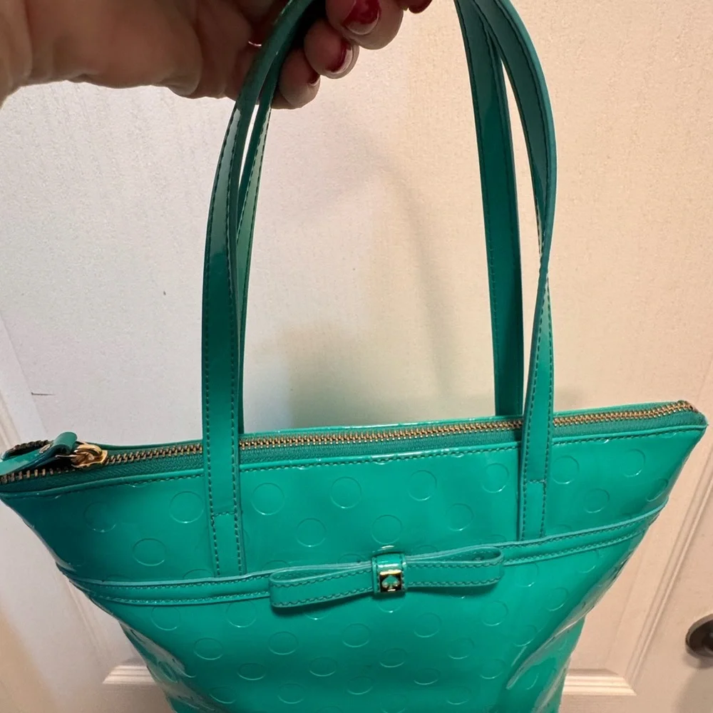 kate spade | Bags | Kate Spade Green Jeralyn Camellia Street Small Tote ...